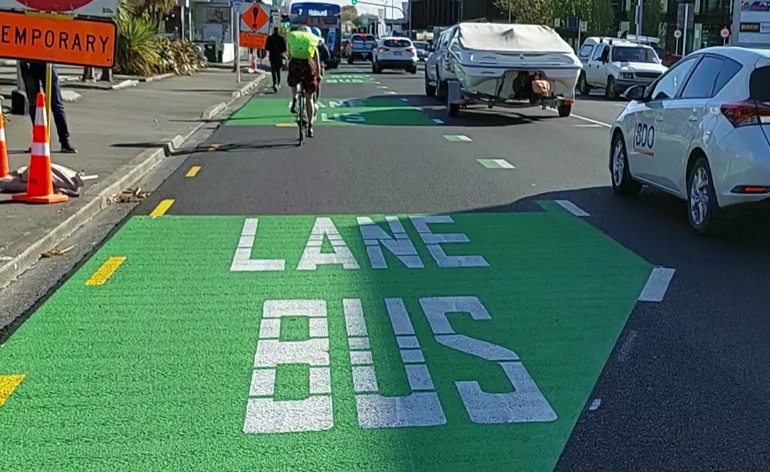 Bus Lanes – What are They Good for? – TALKING TRANSPORT